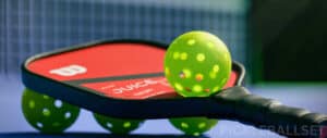 How to Choose a Pickleball Paddle Size (with chart) - PickleballSet