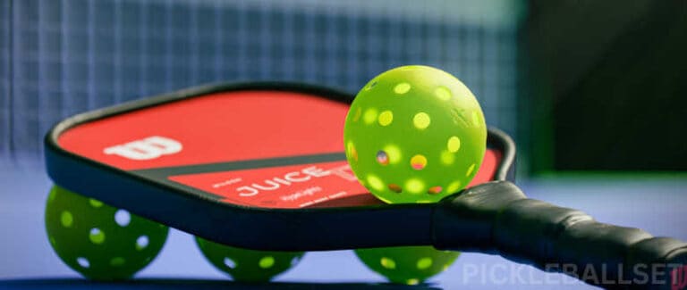 How to Choose a Pickleball Paddle Size (with chart) - PickleballSet
